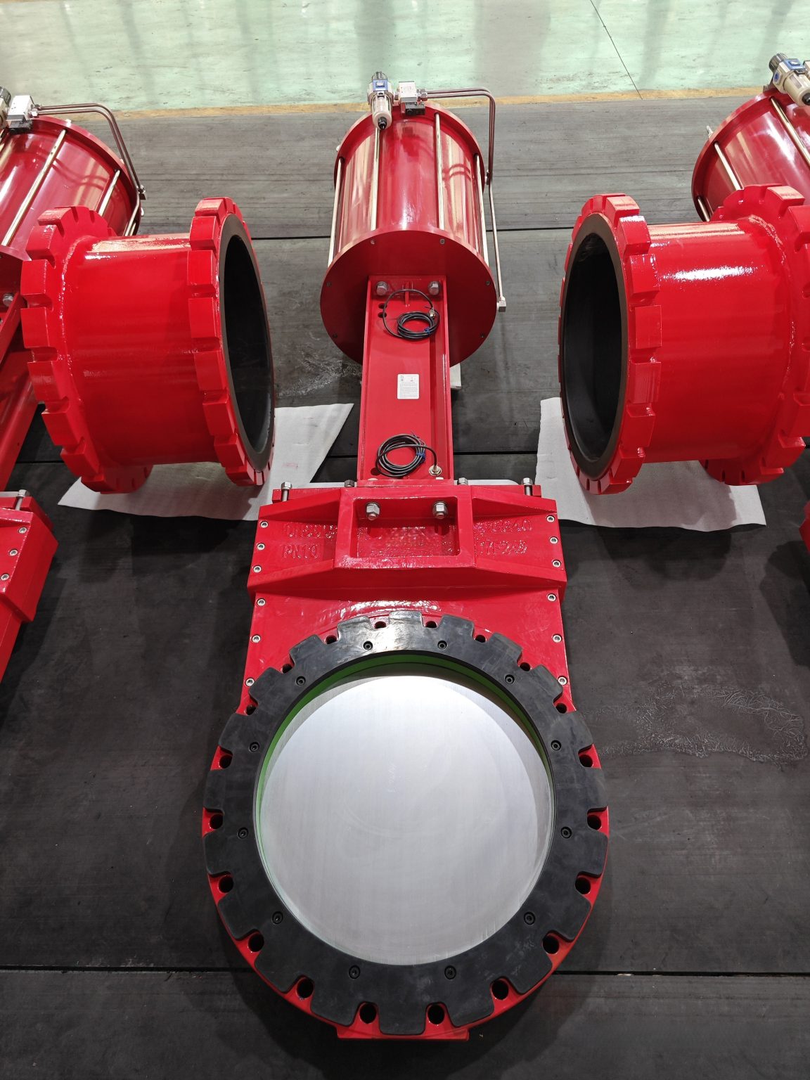 Pneumatic PU Slurry Knife Gate Valves – MIWIVAL