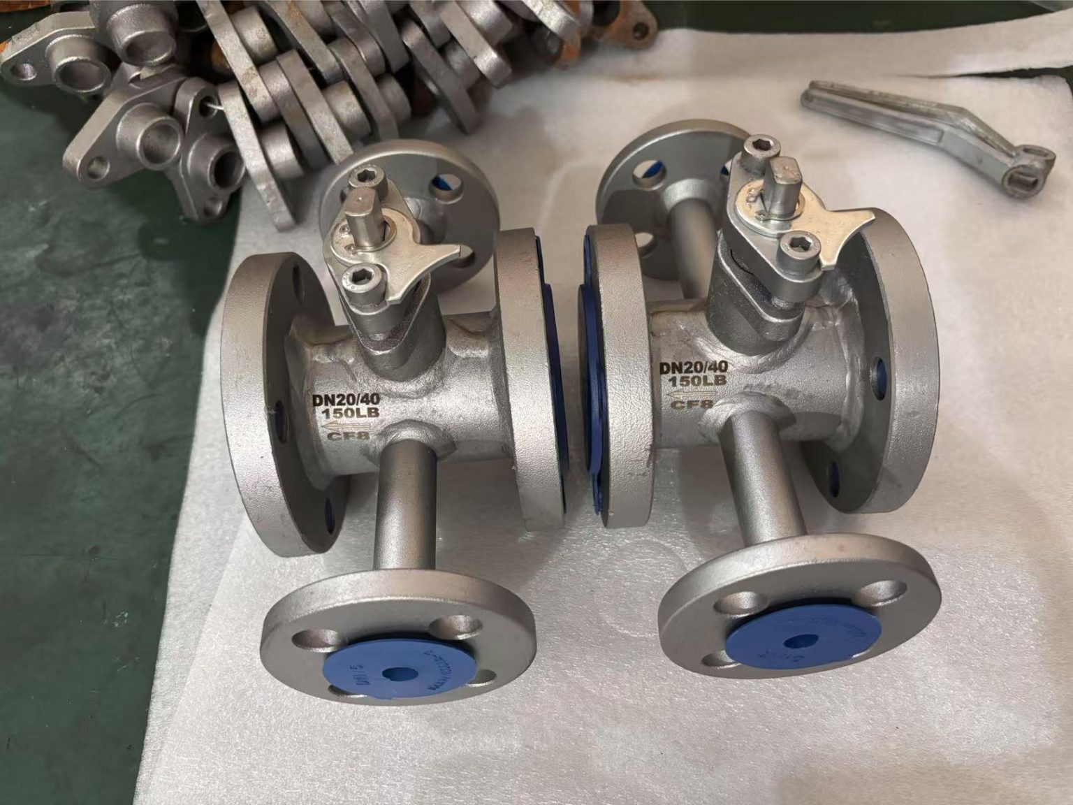 Manual Ball Valve with Healing Jacket – MIWIVAL